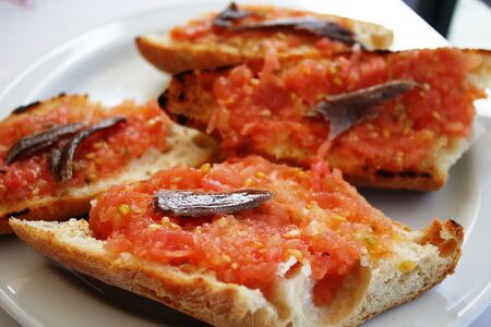 Pan con Tomate vegetarian Spanish recipe