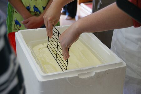 How do you cut the curds - an explanation of this cheesemaking method