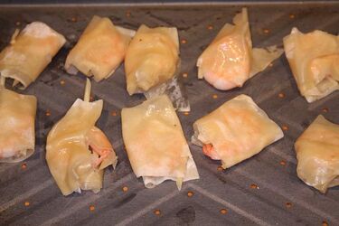 Filo pastry wrapped king prawns a starter recipe