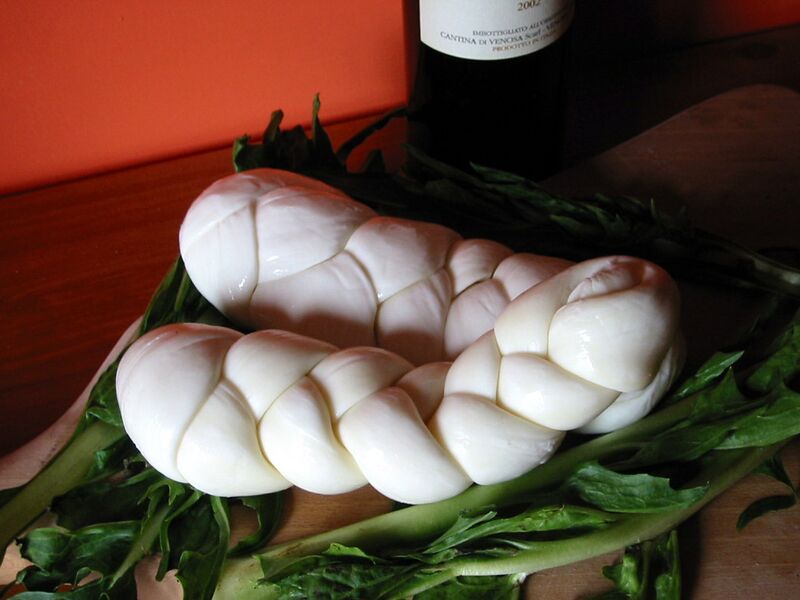 Photo of Treccia dura cheese.jpg